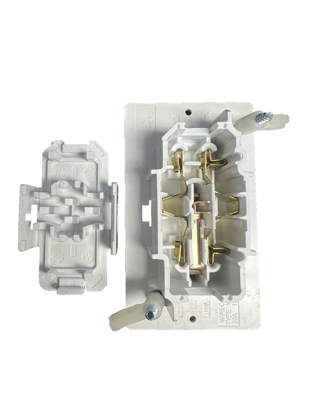 Wirecon Self-Contained Universal Duplex Receptacle White RV-Camper Mot